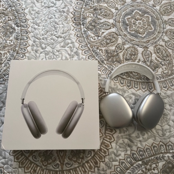 Headphones | Airpod Maxes | Poshmark